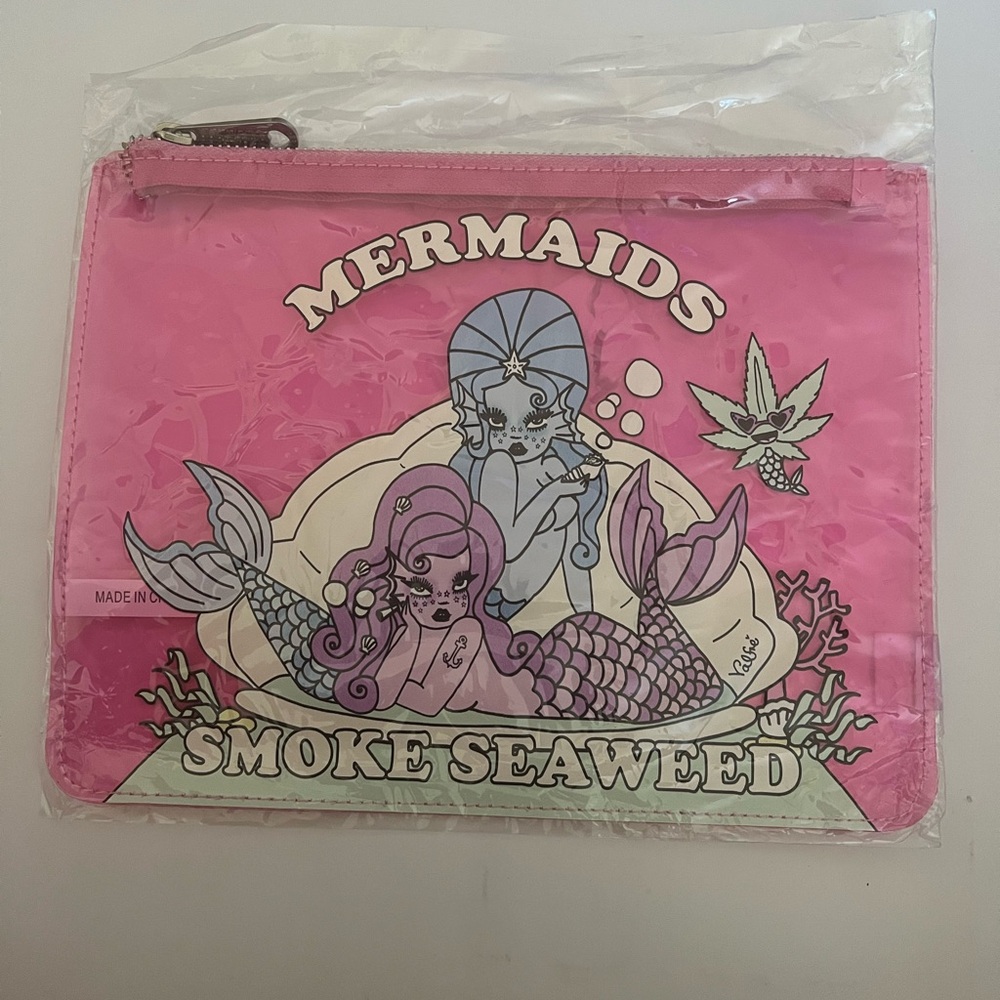 New Valfre “Mermaids Smoke Seaweed” Plastic Pouch W/Z… - Gem